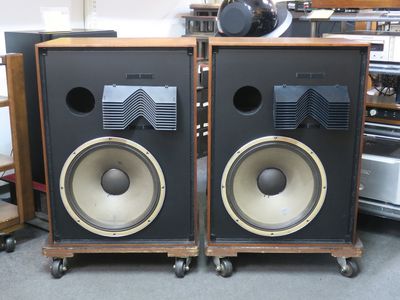 Used JBL L45 FLAIR Center speakers for Sale | HifiShark.com